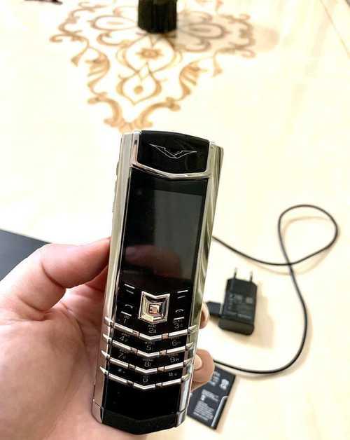 Телефон Vertu