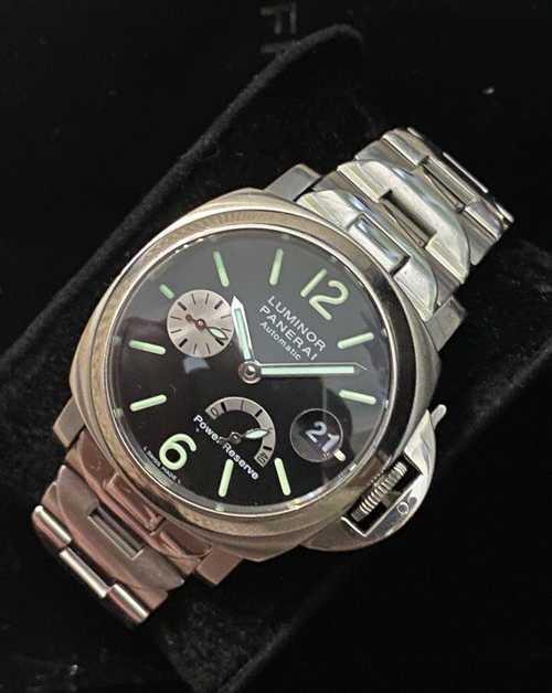 Officine Panerai Luminor Power Reserve PAM126