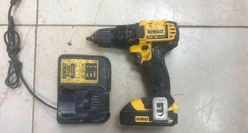 Дрель-шуруповерт dewalt DCD780C2