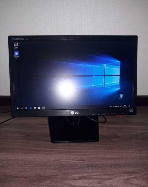 Монитор LG E1942