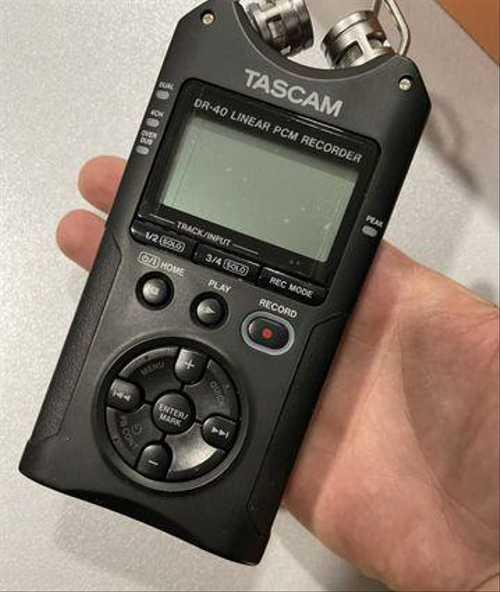 Диктофон рекордер tascam dr-40