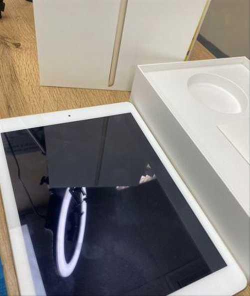 iPad a1822 32gb