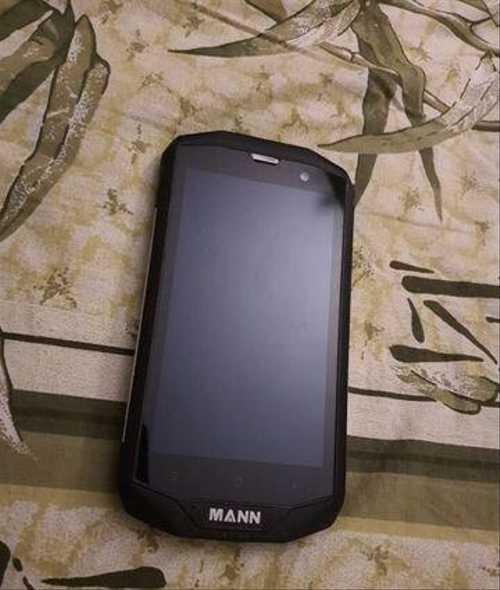 Влаго и ударо защищенный смартфон Mann Zug 5S