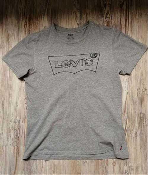 Футболка levis