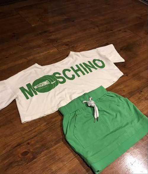 Moschino костюм