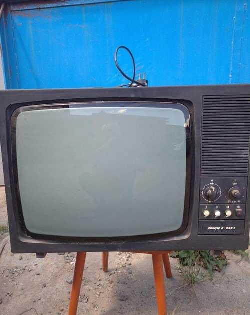 Телевизор рекорд в350 СССР