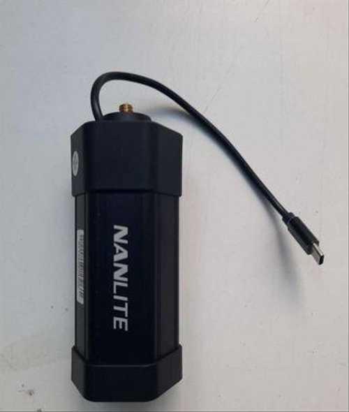 Nanlite pavotube battery grip