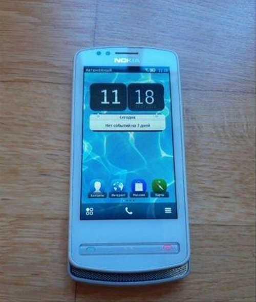 Телефон nokia 700