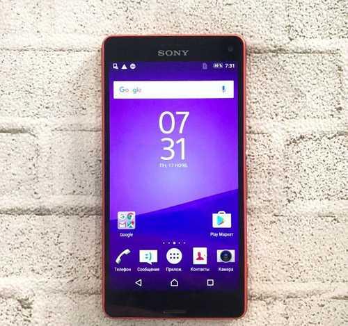Телефон Sony Z3 Compact