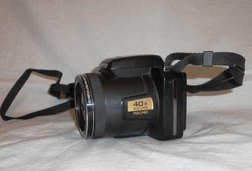 Цифровая фотокамера Olympus SP-820UZ с чехлом