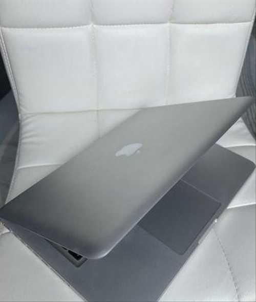 Apple MacBook Pro