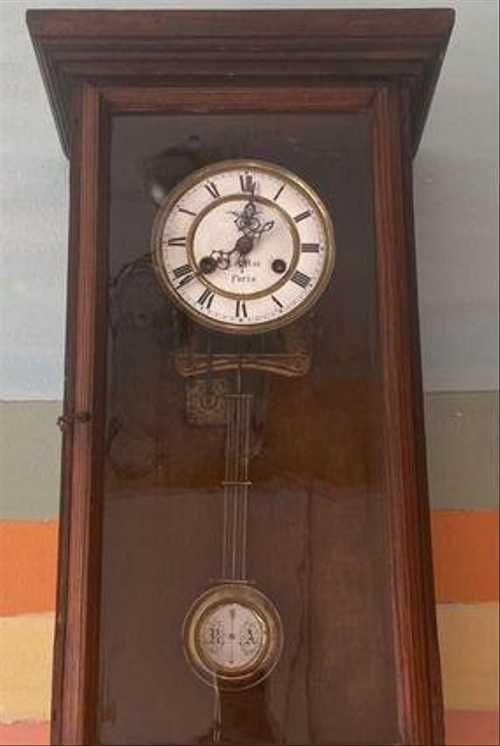 Старинные часы Le Roi a Paris