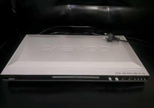 DVD плеер Daewoo DV-1400S
