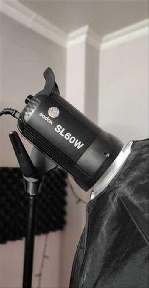 Студийный свет Godox SL60W + kit