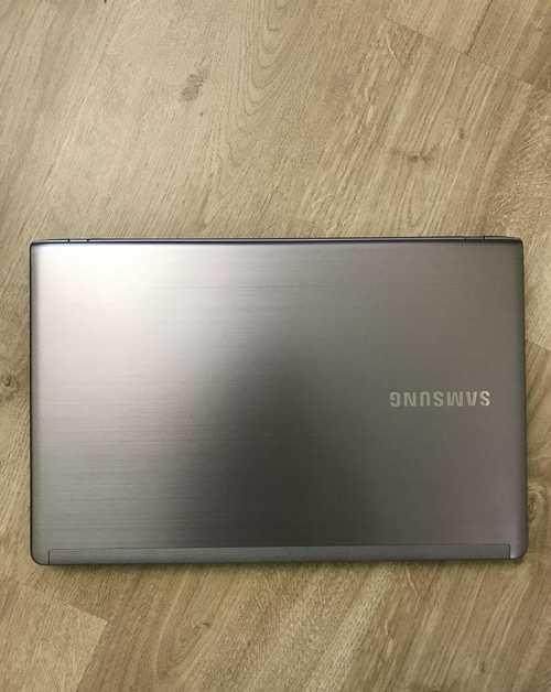 Ноутбук SAMSUNG NP510R5E-S05RU (HD)