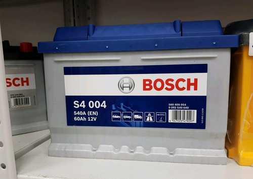 Аккумулятор bosch 60ah. Bosch Silver 60ah 540a серый цвет. АКБ бош 60 черного цвета. Bosch s4 005 60ah 540a год выпуска. Bosch 060hc116121.