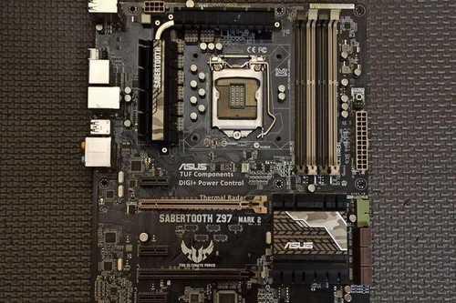 Материнская плата Asus Sabertooth Z97 LGA 1150