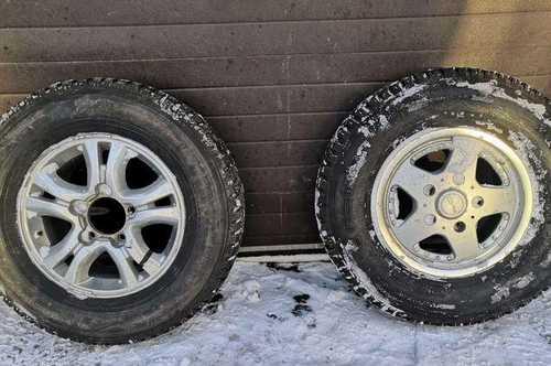 Nokian 265/75 R16 112C, 2 шт