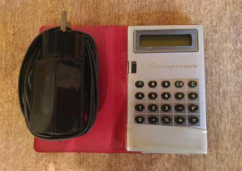 Микрокалькулятор электроника Б3 - 30 1981 года