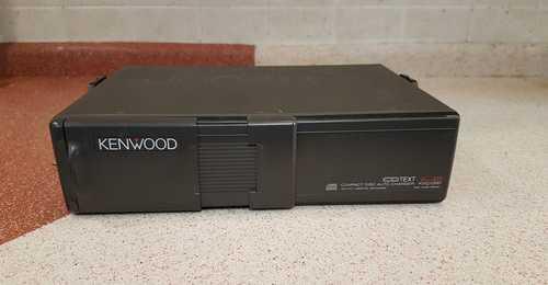 Kenwood KDC-C661 (6 CD auto changer)