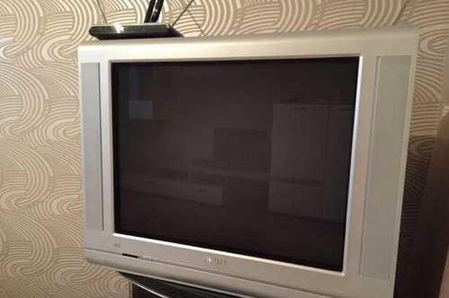 Телевизор плоский большой