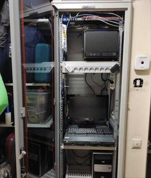 Серверный шкаф shtugger 42u 600х600