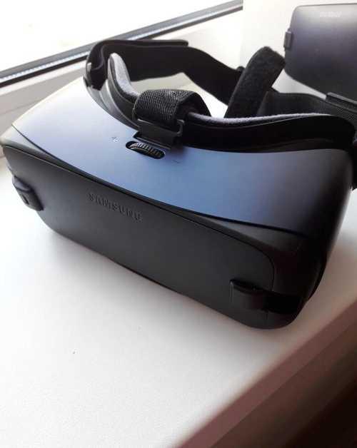 Очки виртуальной реальности Samsung gear VR r323