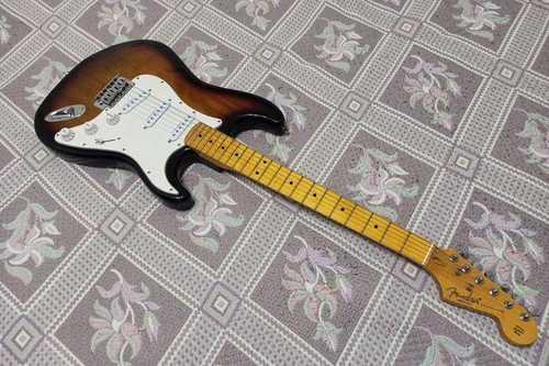 Электрогитара Fender Stratocaster
