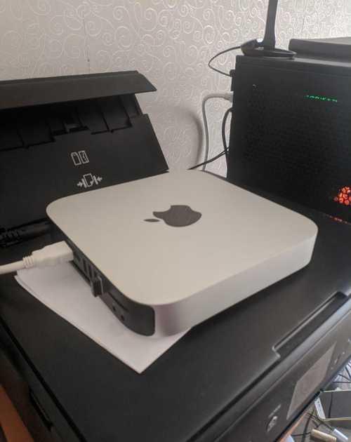 Mac Mini MC 816