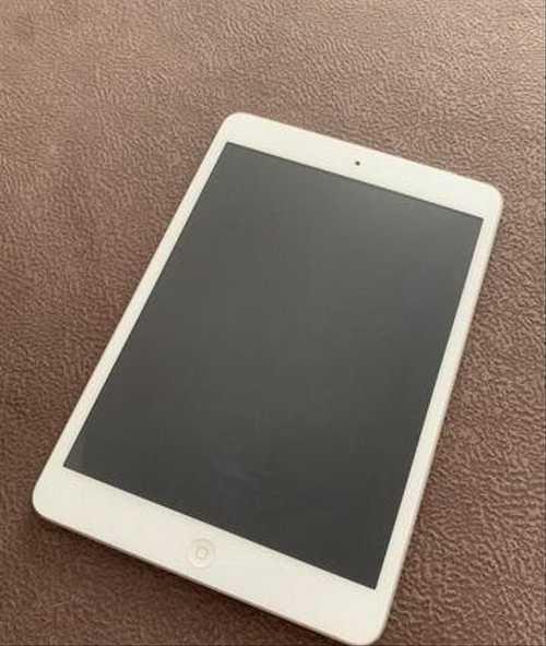 iPad mini Cellular 12gb white
