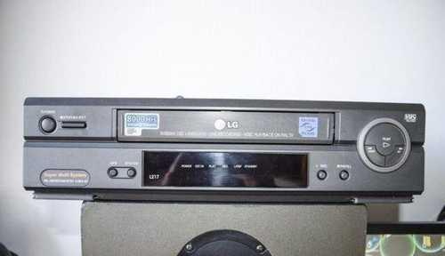 Видеомагнитофон LG L217 (Super Multy System VCR)