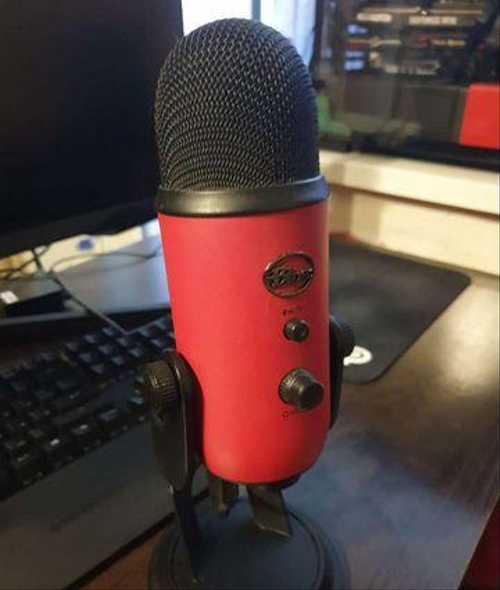 Blue Yeti Red