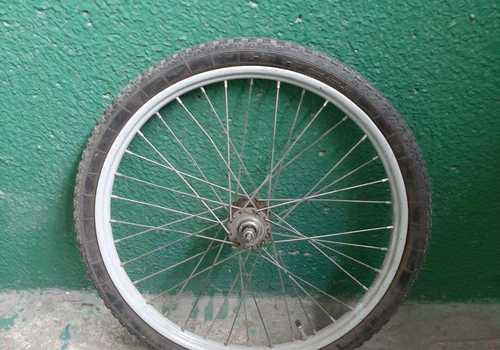 Колесо от подросткового советского велосипеда