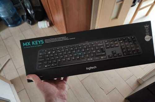 Не распакованная новая клавиатура logitech MX Keys