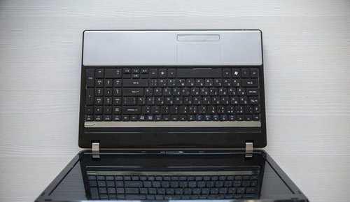 Ноутбук Packard Bell New90 (Отличный)