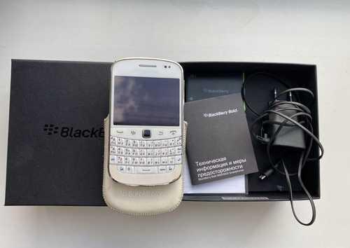 Телефон Blackberry Bold 9900 в отличном состоянии