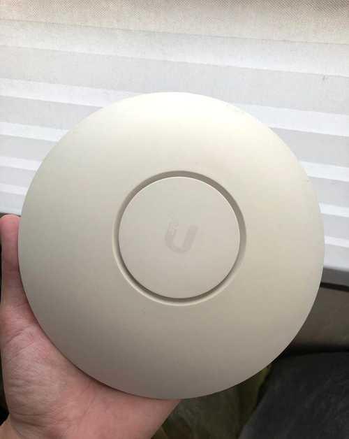 Точка доступа Ubiquiti Unifi AP AC LR