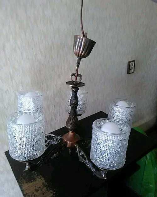 Люстра и бра