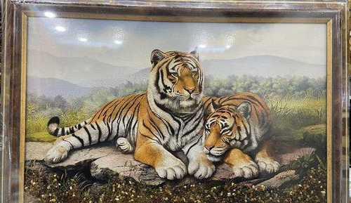 Картина из янтаря тигр и природа