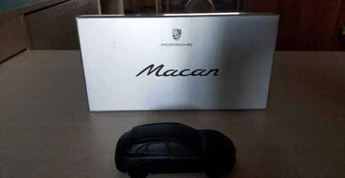 Модель Porsche macan