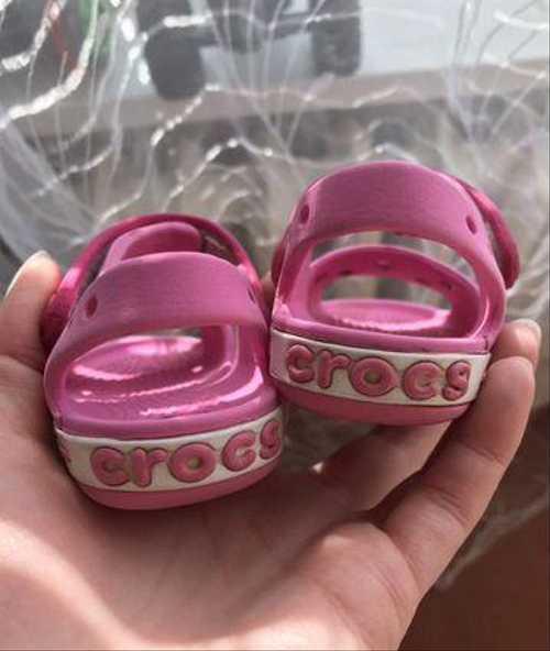 Продаются детские crocs c5