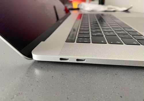 MacBook Pro 15 (2018), 512 GB SSD, Silver