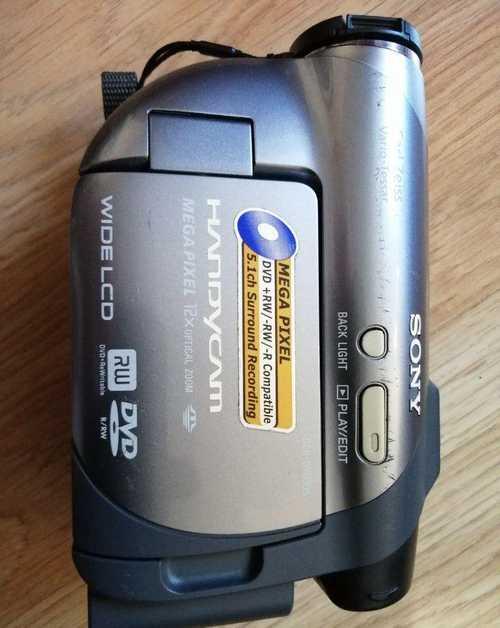 Видеокамера Sony Handycam DCR-DVD305E