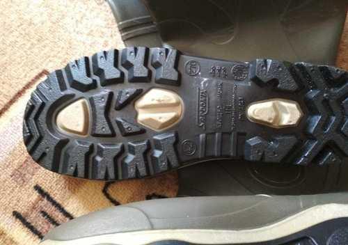 Болотные сапоги