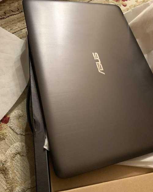 Игровой ноутбук asus x555, c 4gb GT940,i7 6500