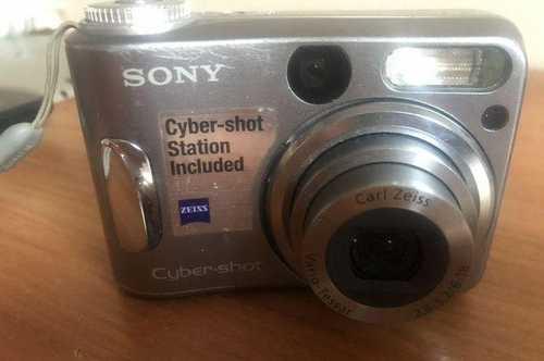 Компактный фотоаппарат sony ciber shot
