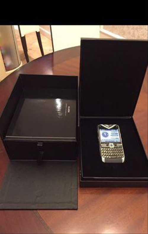 Телефон vertu constellation quest