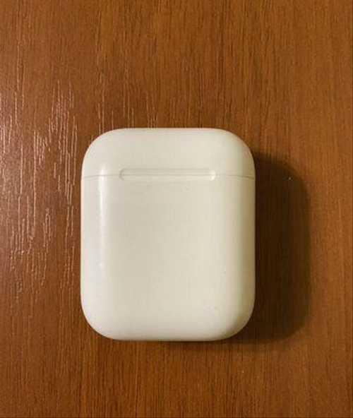 Продаю Кейс -Футляр для Airpods 1