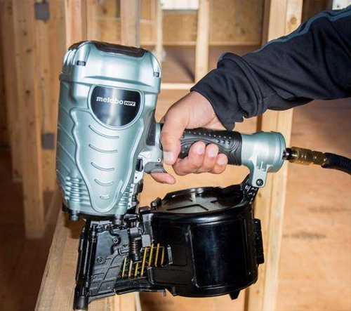 Каркасный барабанный нейлер Metabo NV90AG