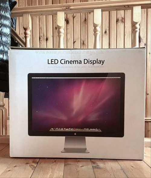 Apple cinema display 24